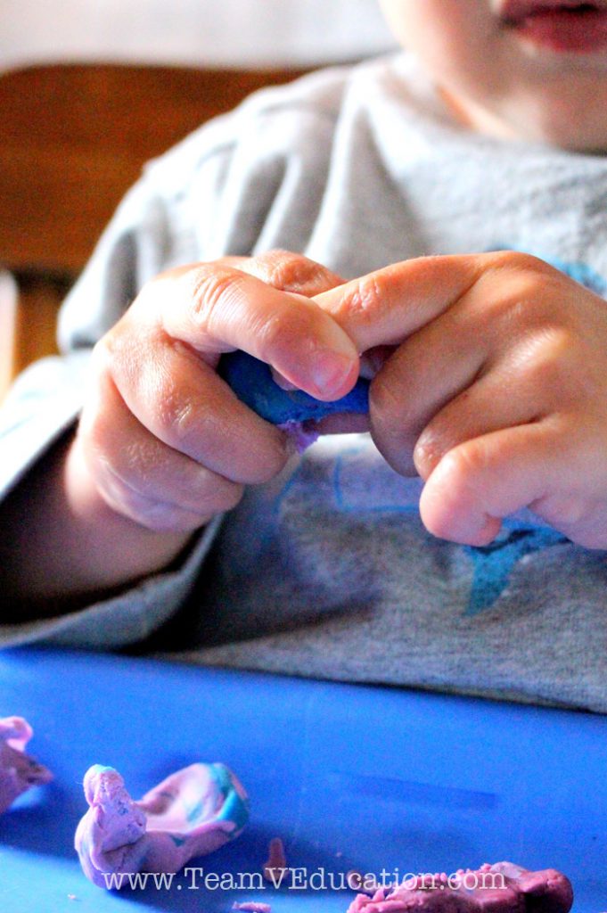 Exploring Play Dough - A Toddler's First Experience Through Photos ...
